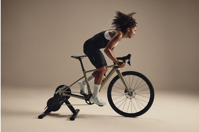 Trenażer interaktywny WAHOO KICKR Core v2 | CentrumRowerowe.pl