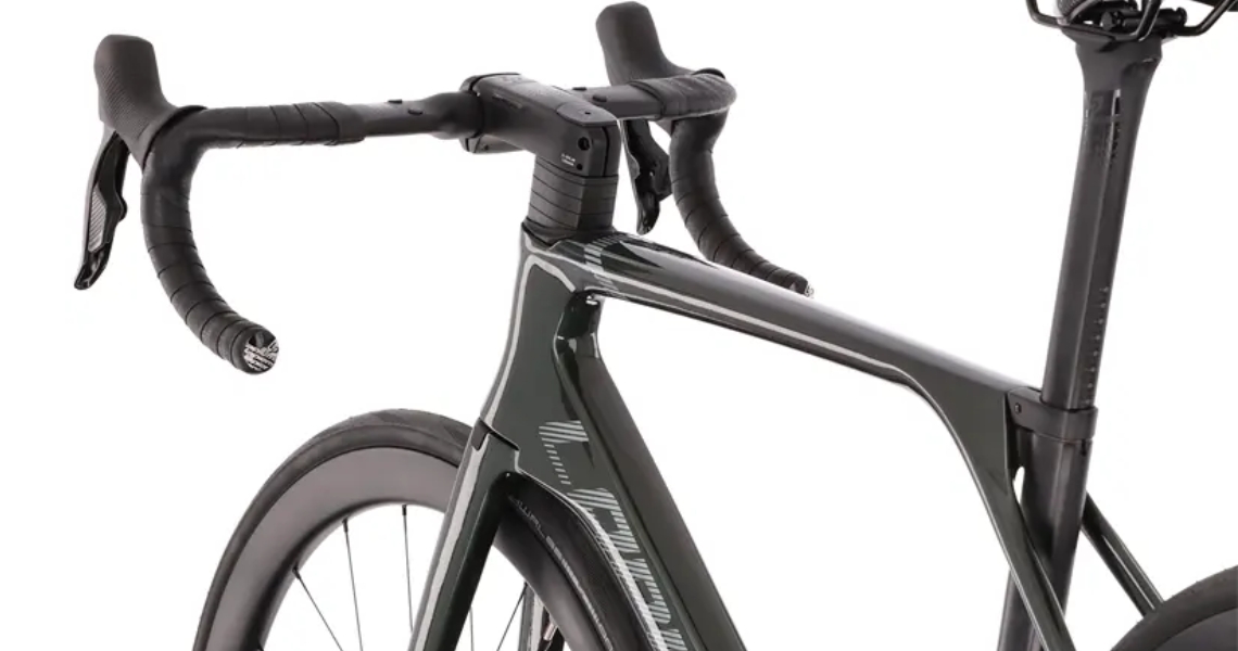 Rower szosowy LAPIERRE Aircode DRS 6.0 AXS | CentrumRowerowe.pl