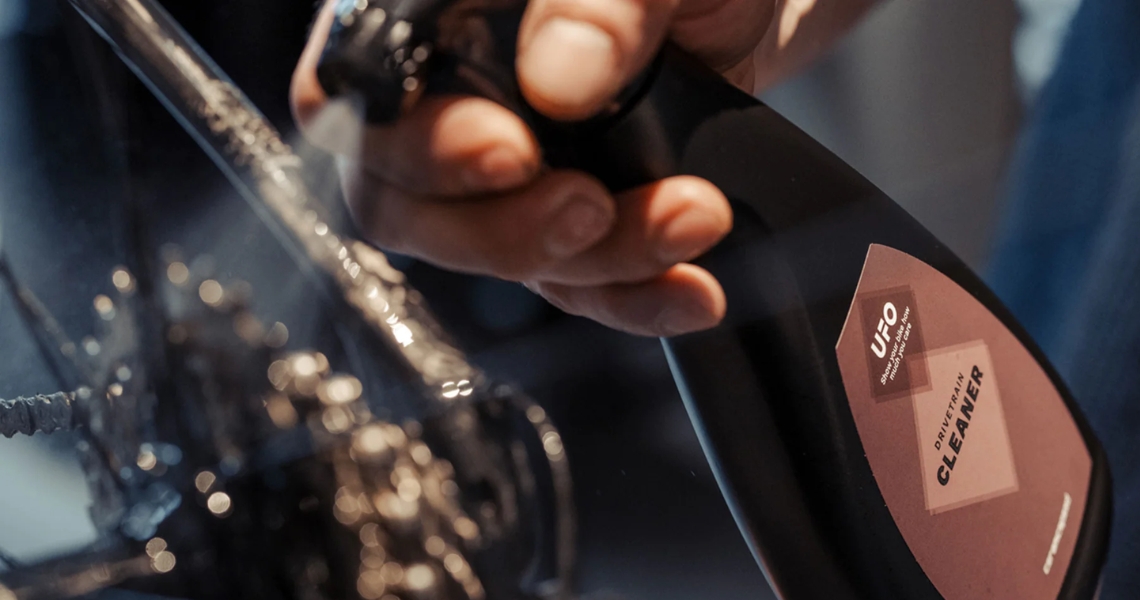 Zestaw do czyszczenia roweru CERAMICSPEED UFO Essentials Bundle ...