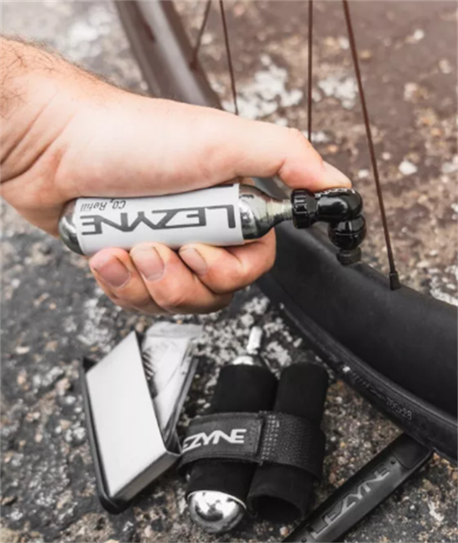 Pompka na naboje CO2 LEZYNE Twin Speed Drive CO2 | CentrumRowerowe.pl
