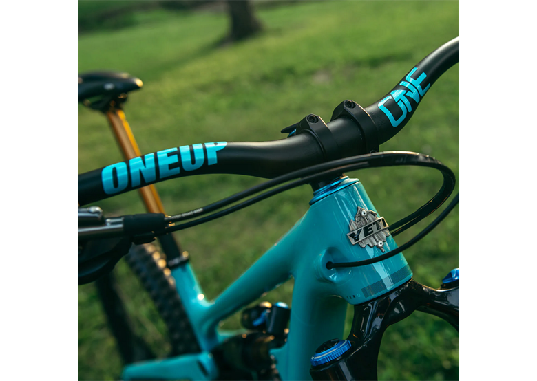 Naklejki na kierownicę ONEUP COMPONENTS Decal Kit | CentrumRowerowe.pl