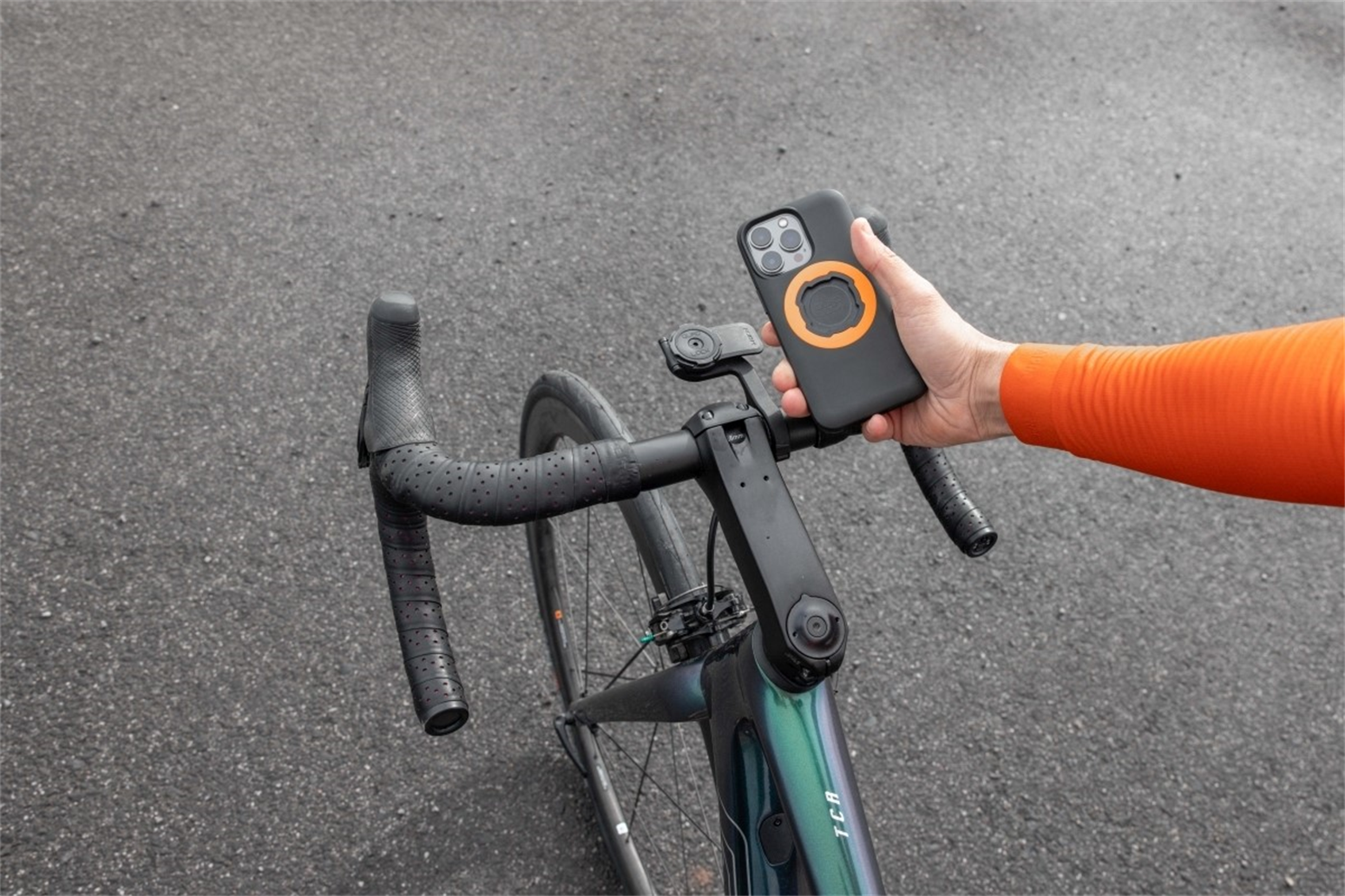 Uchwyt QUAD LOCK Out Front Mount Pro | CentrumRowerowe.pl