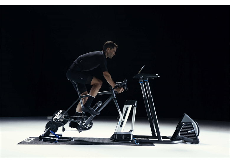 Trenażer smart WAHOO KICKR Smart Power Trainer V6 | CentrumRowerowe.pl